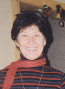 Mme Shirley Sinray Desfossés | J.A. Larin & Fils Inc.